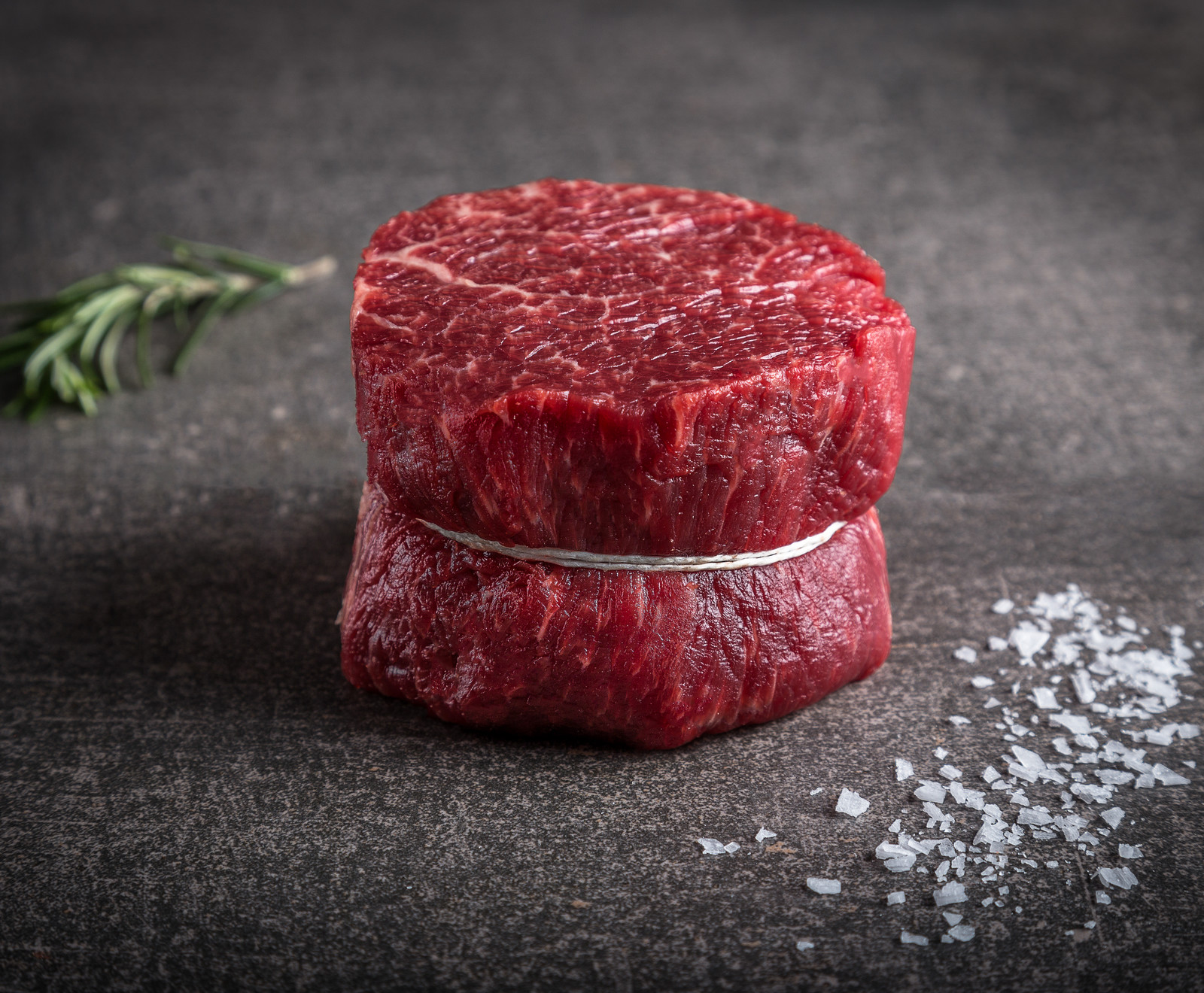 Rezept: Filetsteak mit Orangenbutter - Familienmetzgerei Hausner